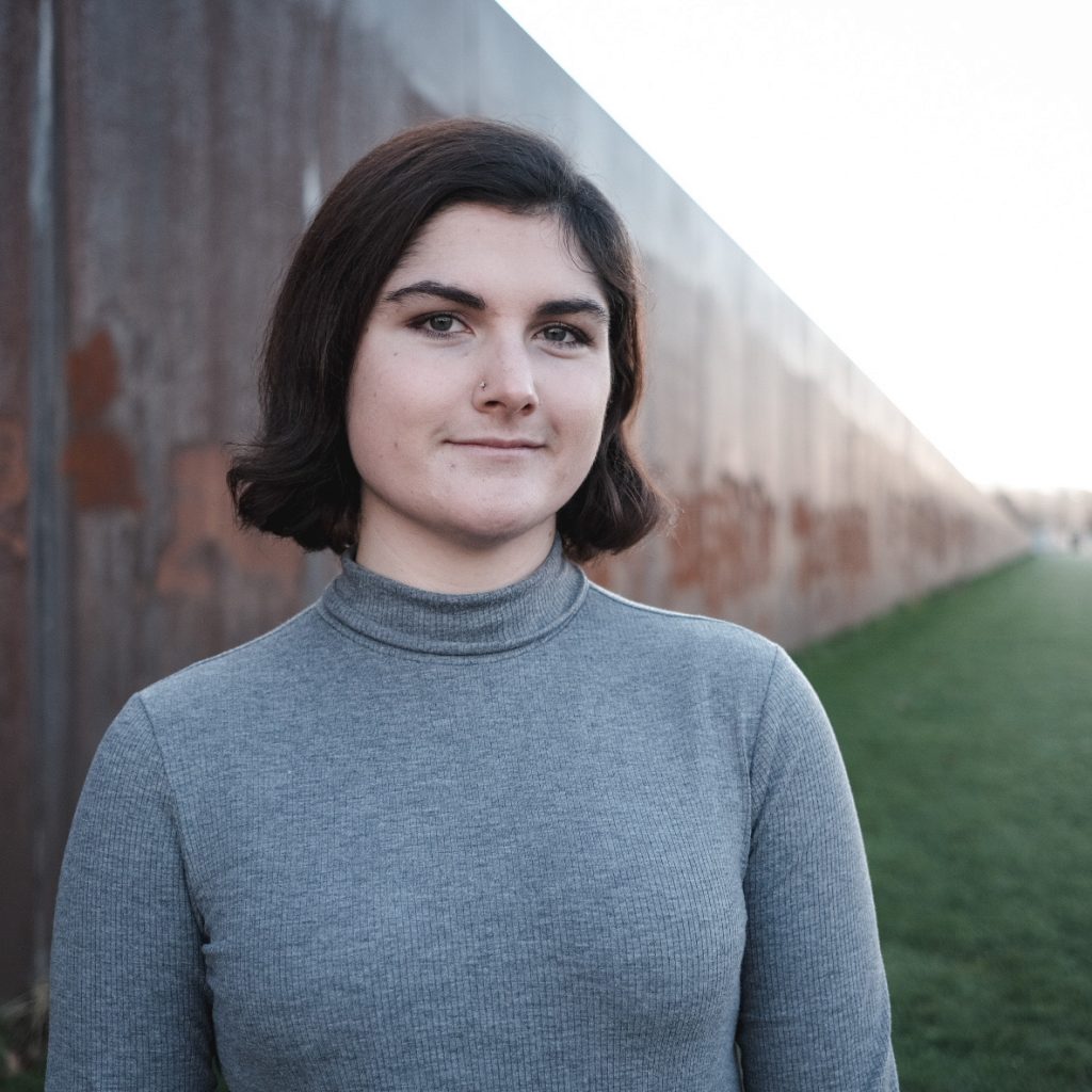 People – Dalla Bella Lab